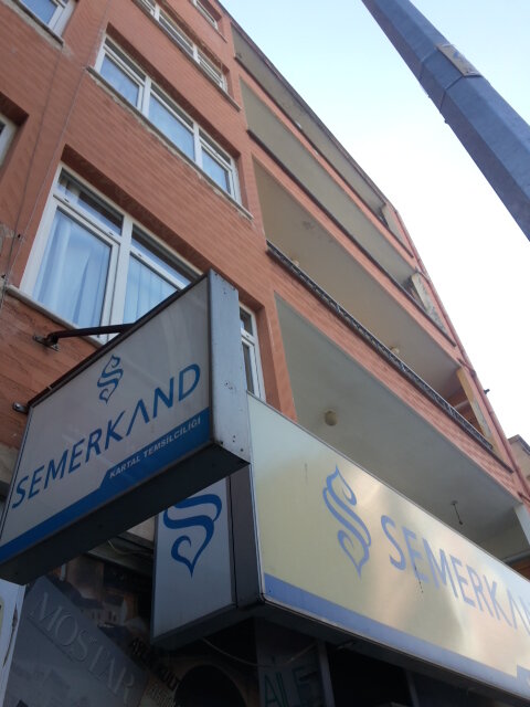 Gazete ve dergiler Semerkand İstanbul Kartal Mağazası, İstanbul, foto