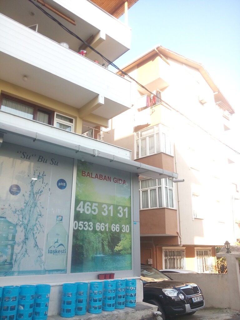 Su satışı Balaban Gıda, Taskesti, İstanbul, foto