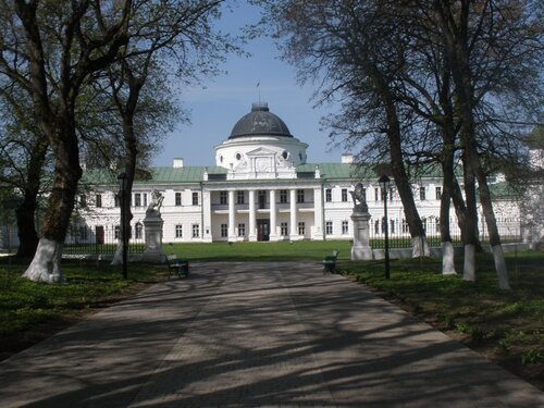 Müzeler ve sanat galerileri Natsionalny istoriko-kulturny zapovednik Kachanovka, Çernigov Bölgesi, foto