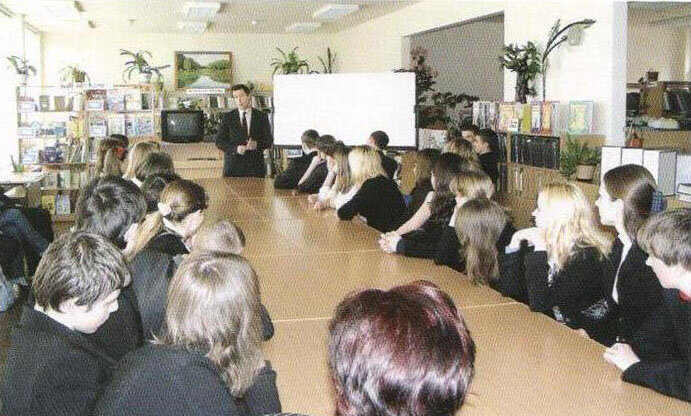 Üniversiteler Universitet Sovremennykh znany, Kiev, foto