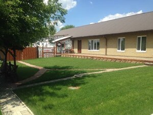 Kafe-motel Khutor bliz Dikanki (Dnipropetrovska Region, Sinelnikovskiy District, selo Varvarivka), otel  Dnepropetrovsk Bölgesi'nden