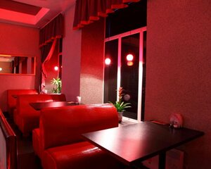 Akademiya (Revolyutsionnaya Street No:5), kafe  Yaroslavl'dan