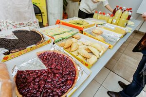 Rada (Svobody Street No:90, Chelyabinsk), kafe  Çeliabinsk'ten