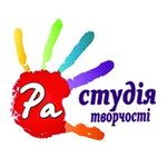 Gorodskoy tsentr tvorchestva Dzherelo (вулиця Василя Симоненка No:3А), müzik ve dans grupları  Vishgorod'dan