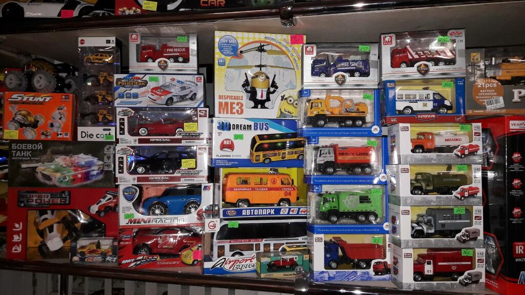 Kırtasiyeler Toys. Flowers, Tambovskaya oblastı, foto