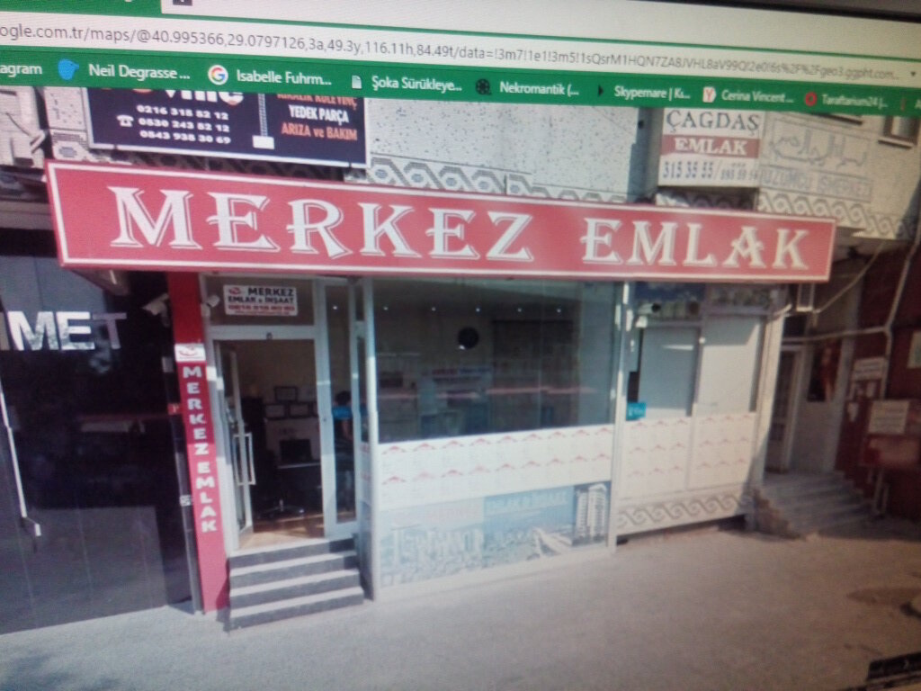 Emlak ofisi Merkez Emlak, İstanbul, foto