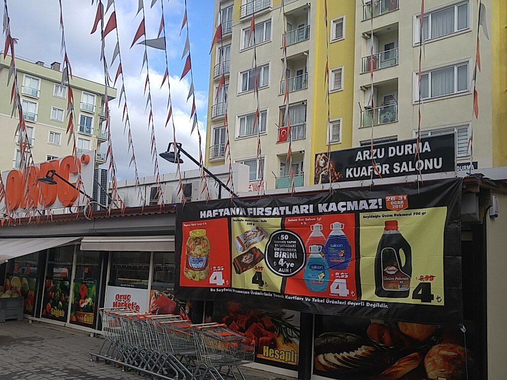 Kuaförler Arzu Durma Güzellik Salonu, İstanbul, foto