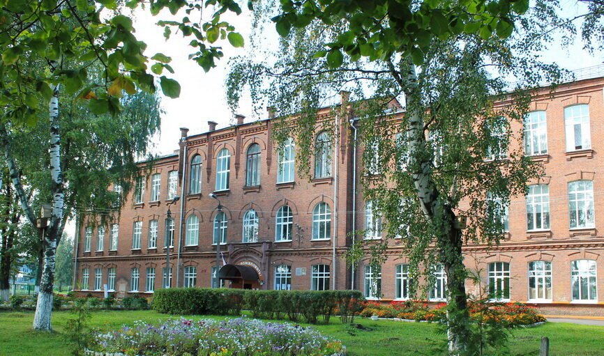 Ortaokul Школа № 1, Yuryev‑Polski, foto