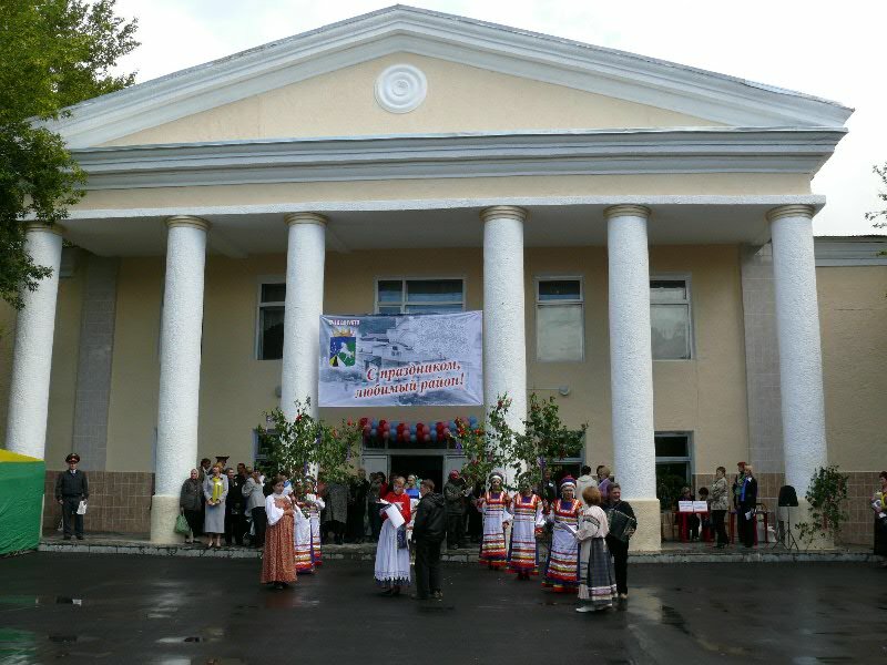 Kültür ocakları Toguchinsky kulturno-dosugovy tsentr, Toguchin, foto