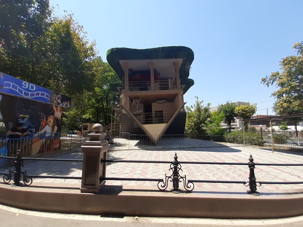 Fotoğraf stüdyosu kiralama Upside Down House, Çimkent (Şımkent), foto