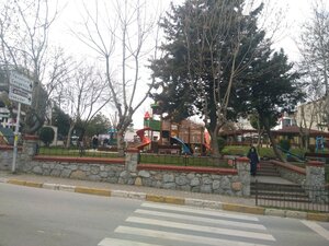 Mevlana Parkı (İstanbul, Ümraniye, Estergon Cad.), kültür ve eğlence parkları  İstanbul'dan