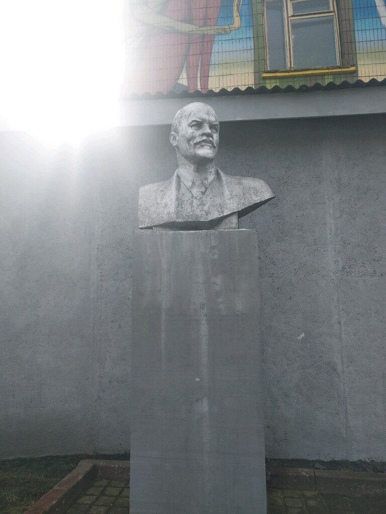 Anıt, heykel В.И. Ленин, Minsk, foto