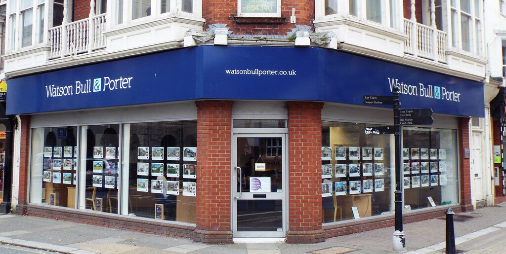 Arazi dizisi Watson Bull & Porter Sales and Letting Agents Newport, İngiltere, foto