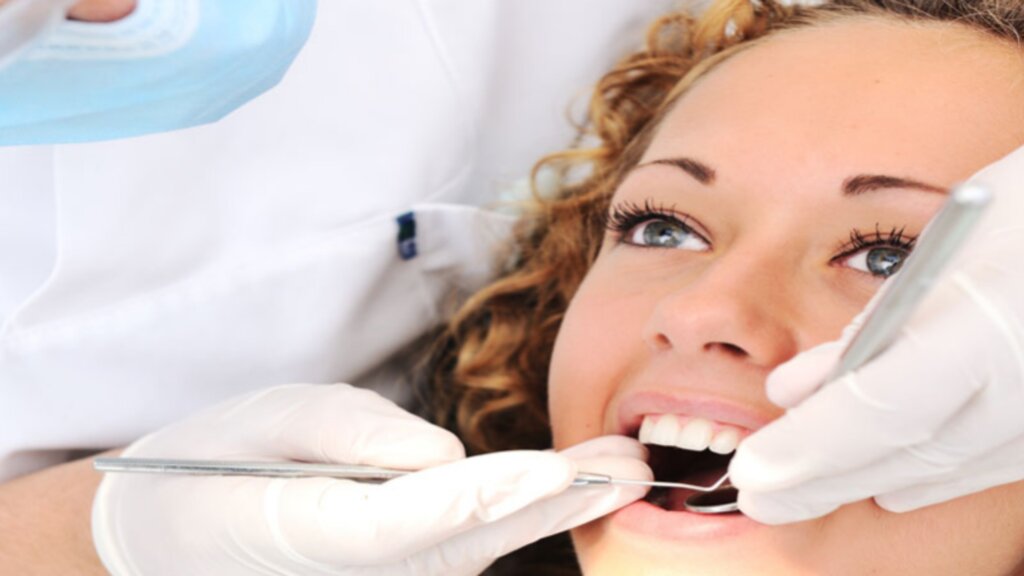 Özel ağız ve diş sağlığı klinikleri ve muayenehaneleri Consultorio Periodoncista Ana Clemencia, Bogota, foto