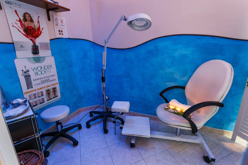 Güzellik salonu Nèmesi Alta Estetica Viso by Centro Benessere Azzurra, Cagliari, foto