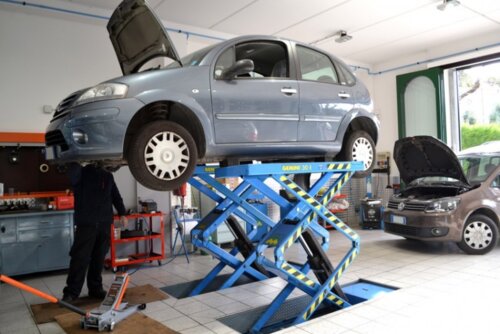 Jant ve lastikçiler Autoriparazioni Service Car, , foto