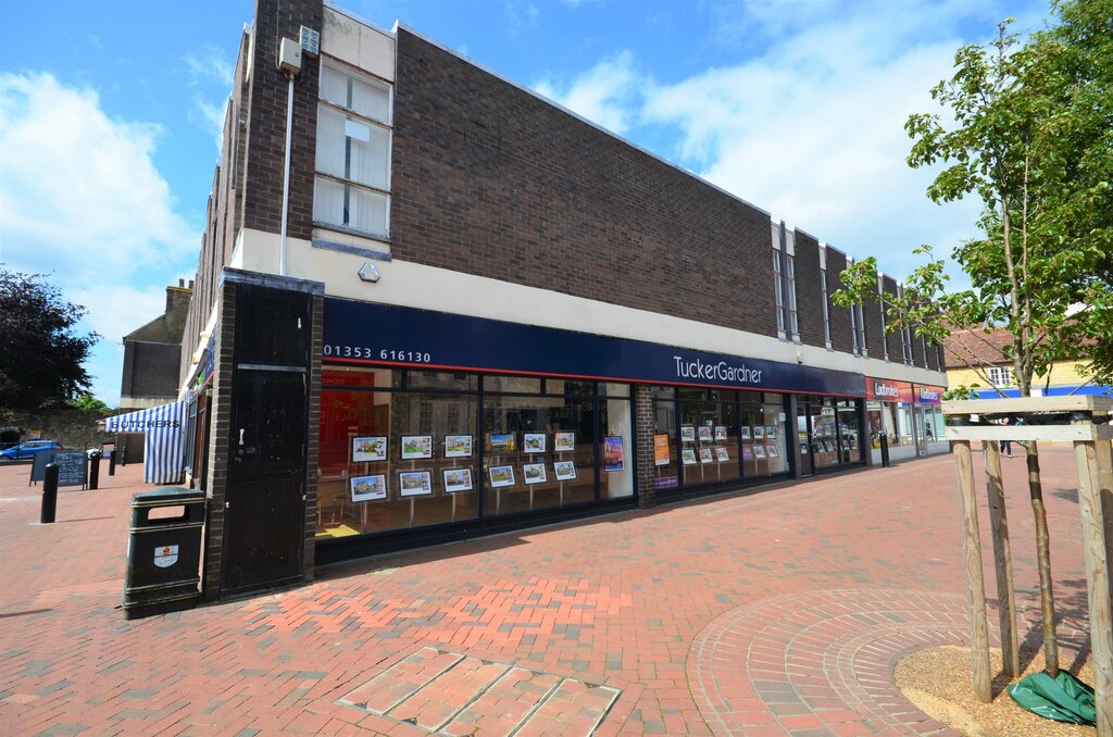 Arazi dizisi Tucker Gardner Sales and Letting Agents Ely, , foto