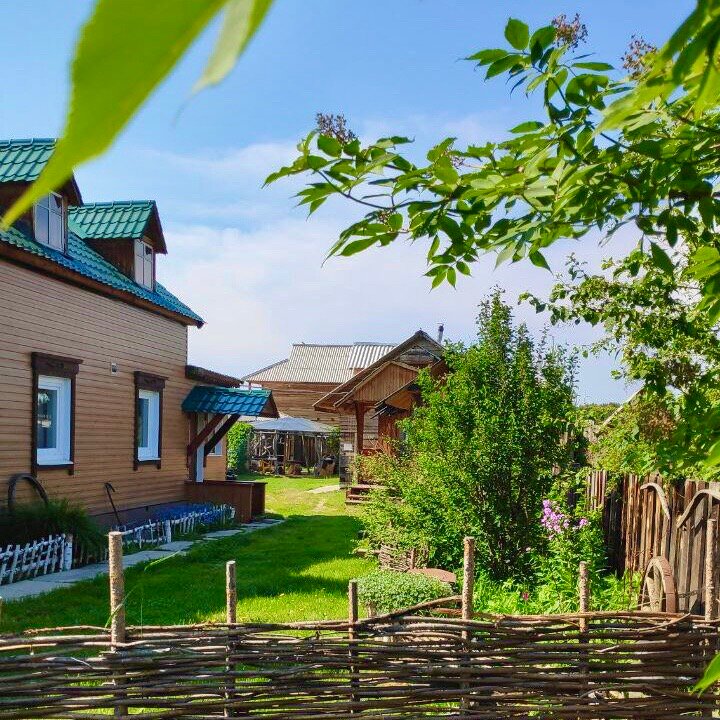 Resort oteller, tesisler Подворье, Buriatya, foto