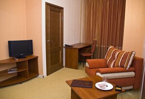 PingviN (ulitsa Svobody No:66, Solikamsk), otel  Solikamsk'tan