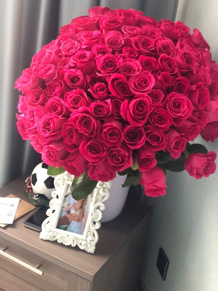 Çiçekçiler One & One Roses, Moskova, foto