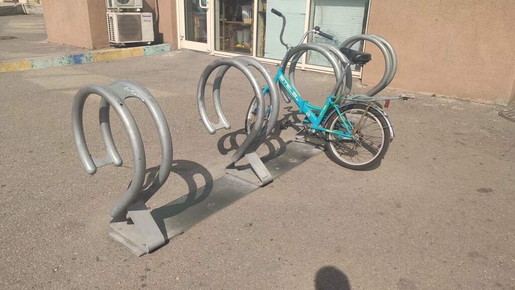 Bisiklet park yerleri Bicycle parking, Moskova, foto