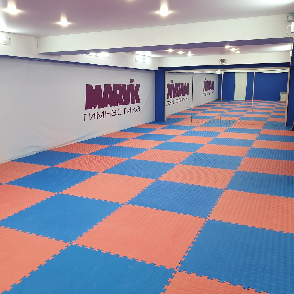 Spor kulüpleri Marvik, Surgut, foto