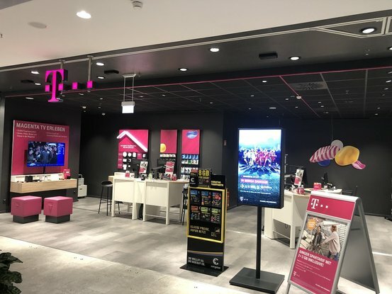Telekomünikasyon satış noktaları Telekom Partner Service Direkt GmbH Standort Forum Schwanthalerhöhe, Münih, foto