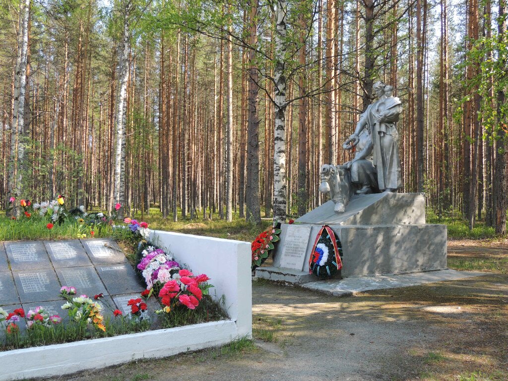 Anıt, heykel Братская могила воинов, погибших в годы Гражданской войны, Karelya, foto