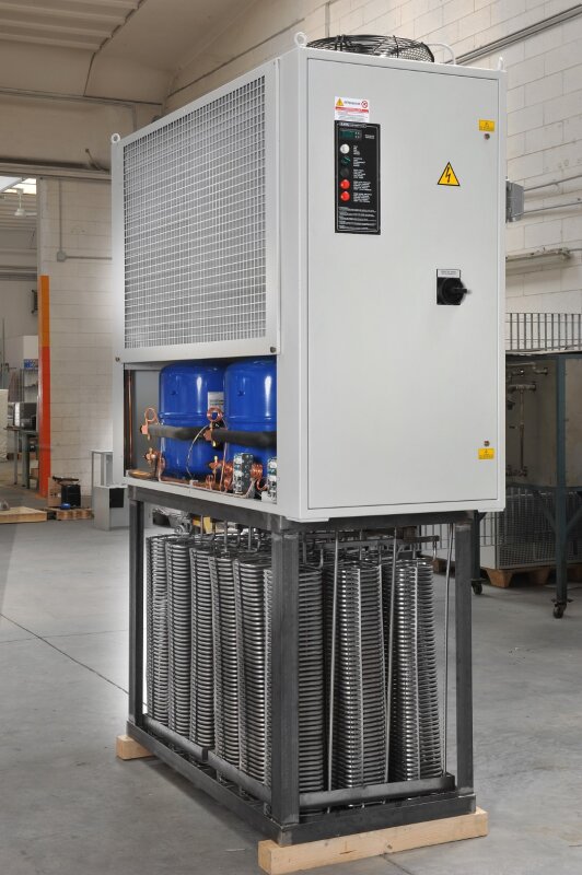 Sanayi ekipmanları firmaları Eata Equipaggiamenti, Lombardiya, foto