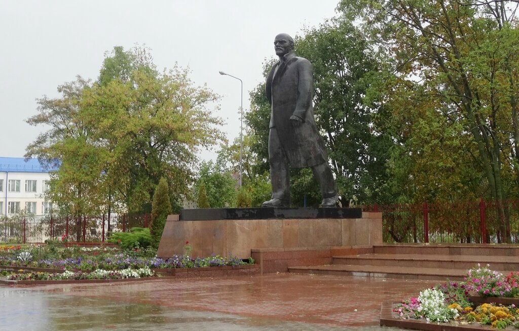 Anıt, heykel В.И. Ленин, Stolin, foto