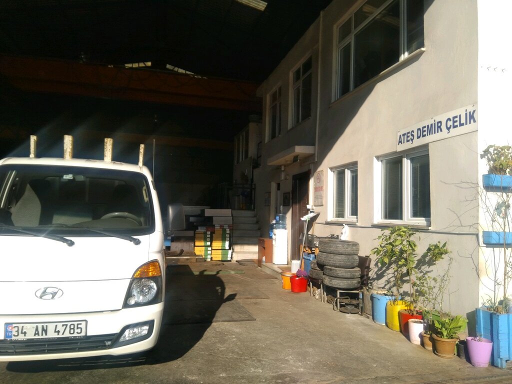 Sanayi kuruluşu Ateş Demir, İstanbul, foto