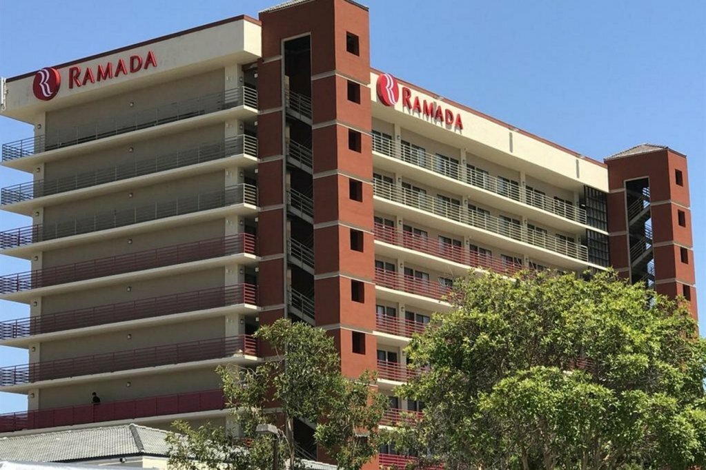Otel Ramada by Wyndham San Diego National City, National City, foto