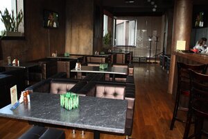 Svezhiy Veter (No:74, derevnya Kurovo), restoran  Moskova ve Moskovskaya oblastından