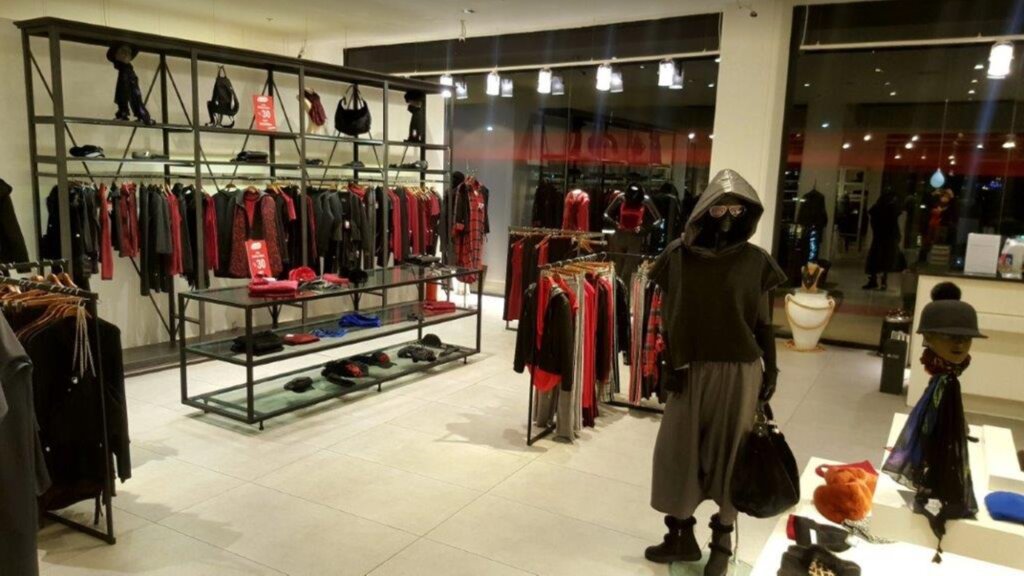 Giyim mağazası Pologarage, İstanbul, foto