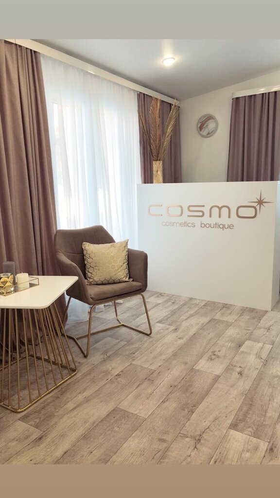 Kozmetik ve parfümeri mağazaları Cosmo, Oha, foto