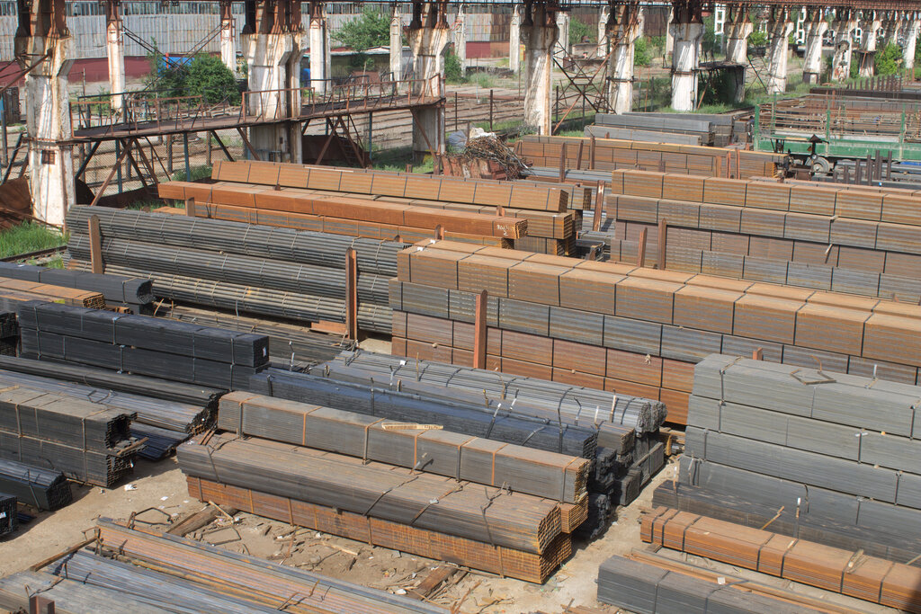 Hadde metal üretim ve satışı Povolzhsky metallotsentr 2015, Volgogradskaya oblastı, foto