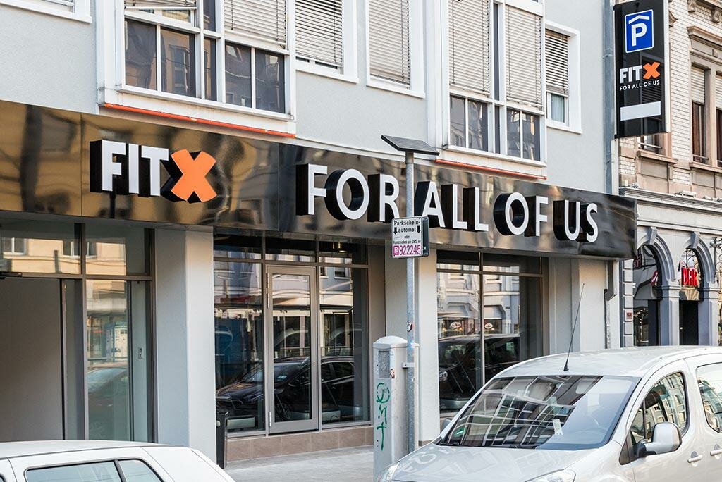 Yoga stüdyosu FitX Fitnessstudio, Saarland, foto