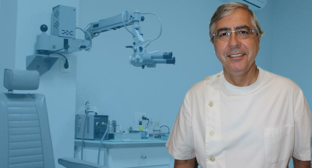 Tıp merkezleri ve klinikler Dr. Ventura Camino Calderón. Otorrinolaringólogo, Huelva, foto