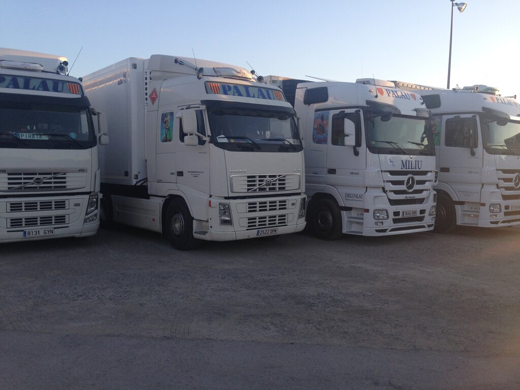 Toplu taşıma yönetimi ve bakımı Transportes Palau S. L, Katalonya, foto