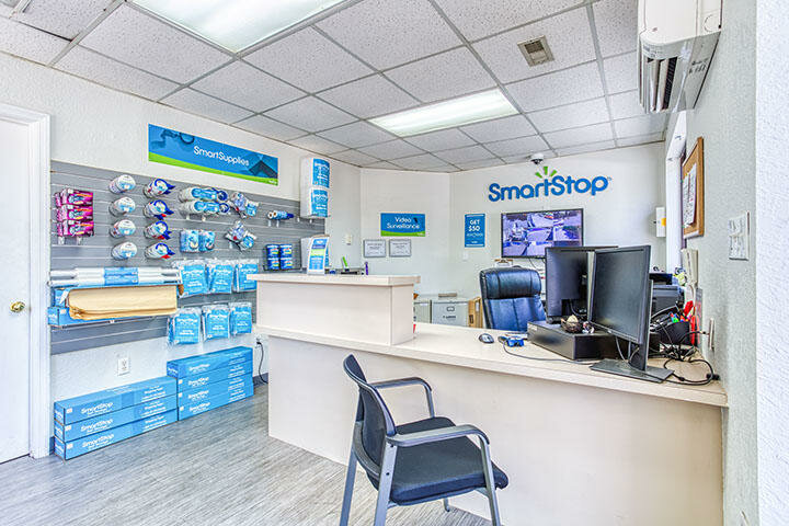 Depo hizmetleri SmartStop Self Storage, Kuzey Carolina Eyaleti, foto