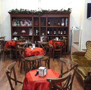 Il Caffè Letterario (Sardinia, Cagliari, Via Giuseppe Manno, 9), bar  Cagliari'den