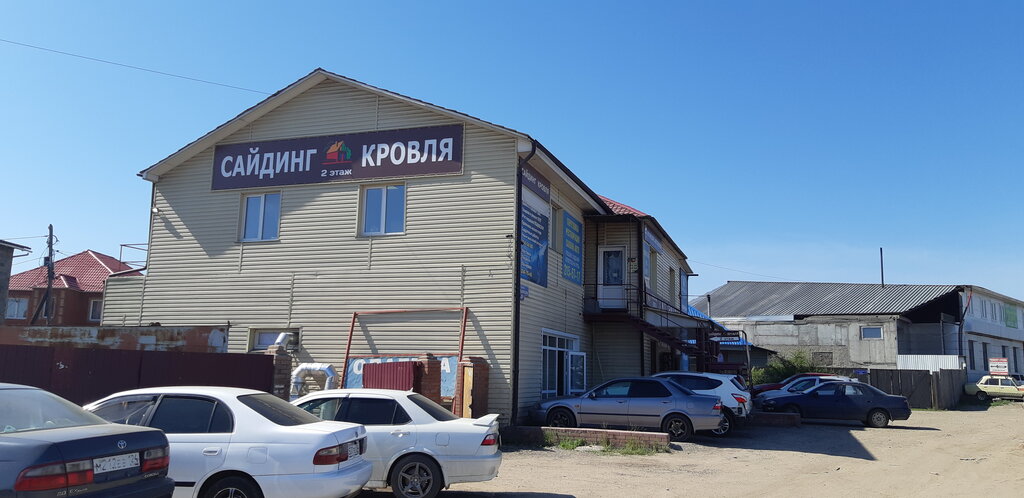 Çatı ve çatı materyalleri Yarkiy Dom, Krasnoyarsk, foto