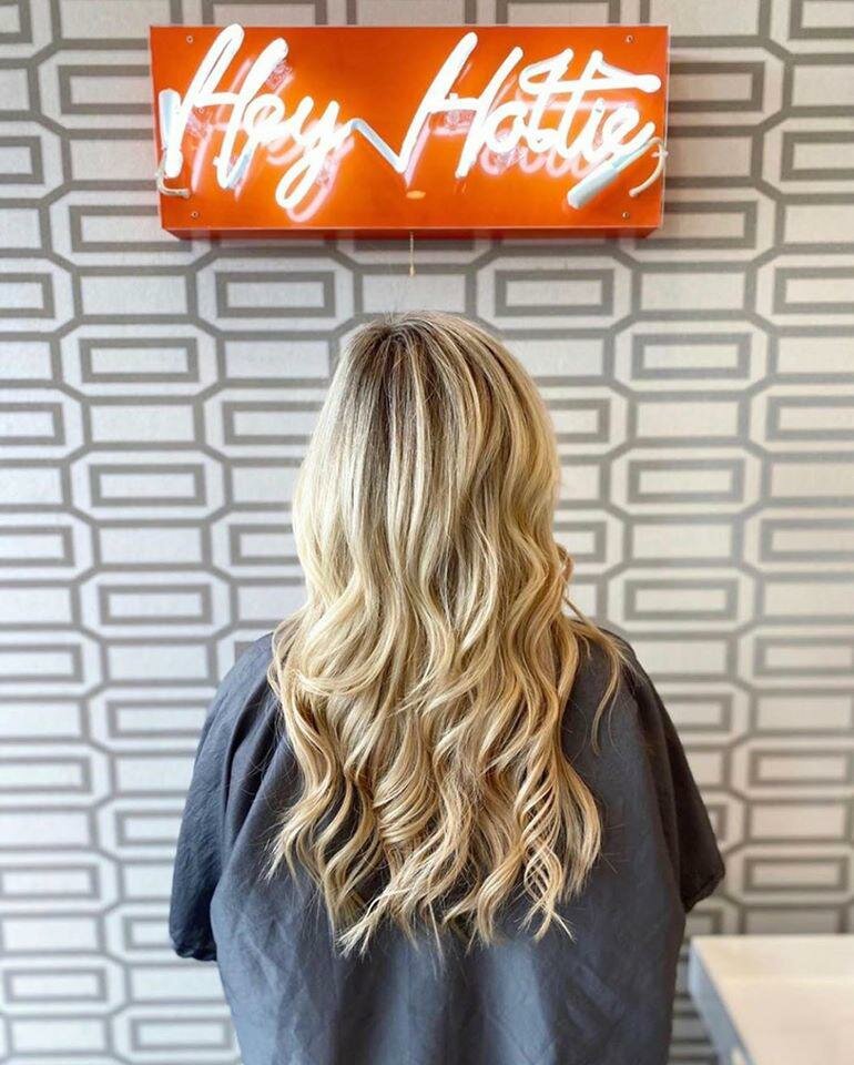 Güzellik salonu Totally Hott Salon, New York Eyaleti, foto