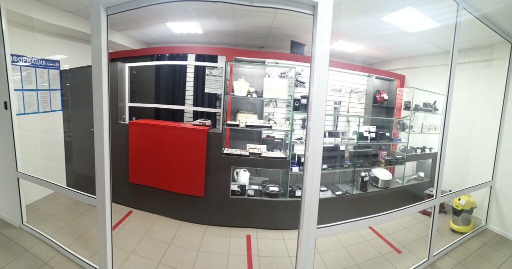 Rehincilik Lombard K+, Balakovo, foto