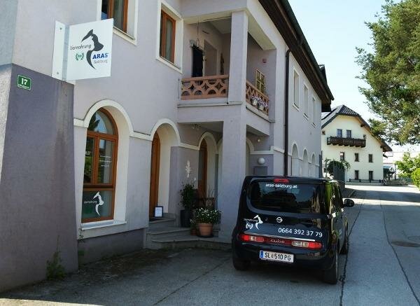 Petshop Aras Salzburg Tiernahrung, Familie Zulian, Dünya, foto