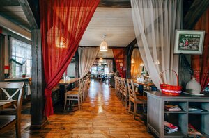 Korzinka (No:1А, derevnya Bugrovo), kafe  Pskovskaya oblastından