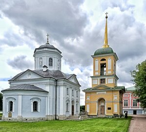 All-Merciful Savior Church in Kuskovo (Yunosti Street No:2с5), ortodoks kiliseleri  Moskova'dan