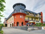 Villa Vrest (Pomeranian Voivodeship, Gdańsk, ulica Hugo Kołłątaja, 3), otel  Pomeranian Voyvodalığı'ndan