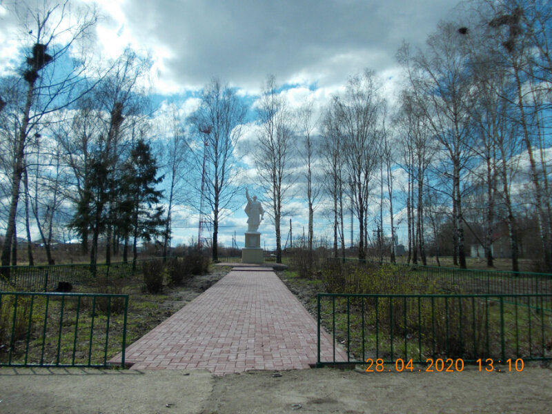 Anıt, heykel Погибшим воинам, Nijegorodskaya oblastı, foto