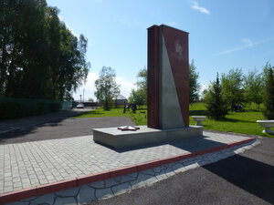 Стела землякам, павшим в Великой Отечественной войне 1941-1945 гг. (Kemerovo — Kuzbass Region, Prokopyevskiy munitsipalny okrug, selo Bolshaya Talda), anıt, heykel